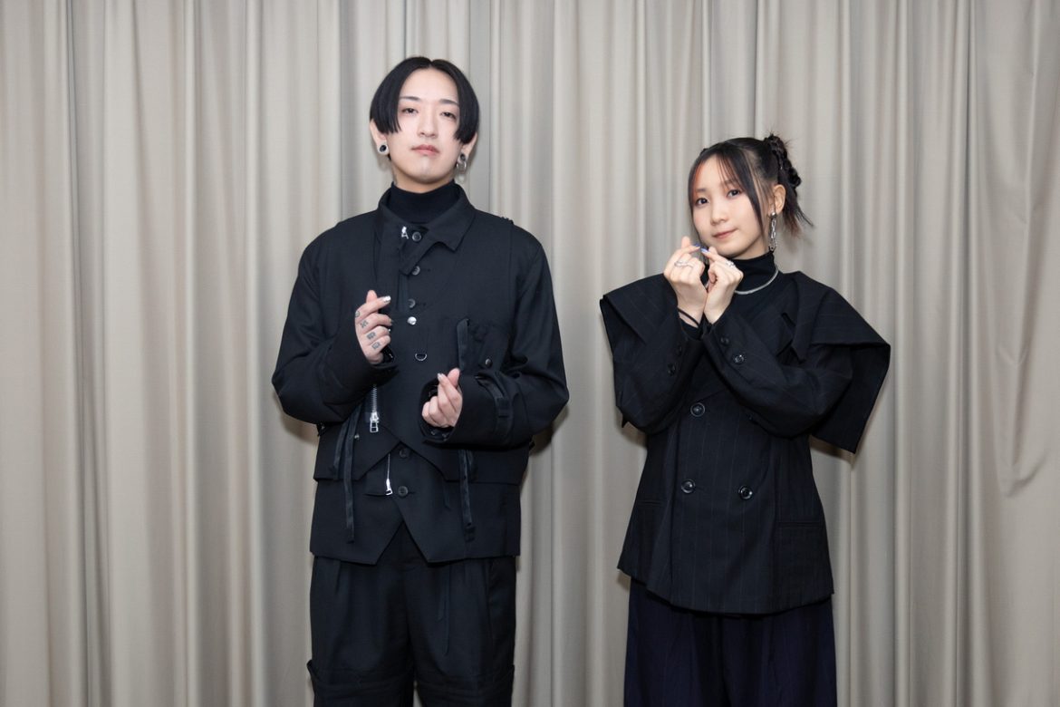 YOASOBI 在台灣的繽紛夜空下奔馳暢遊、歡聲吶喊、共鳴感動 - RAKUZINE 樂窟誌